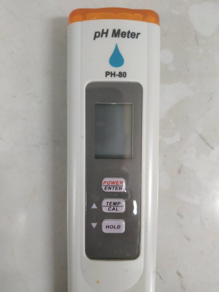 Equipment: pH-meter (Field pen) - TINT RD
